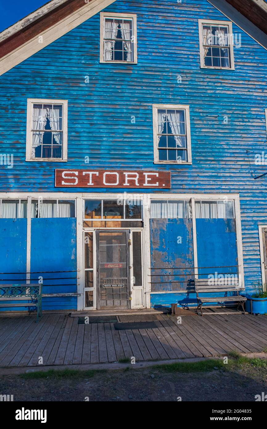 Vintage Historic Convenience Store Canada Stock Photo - Alamy
