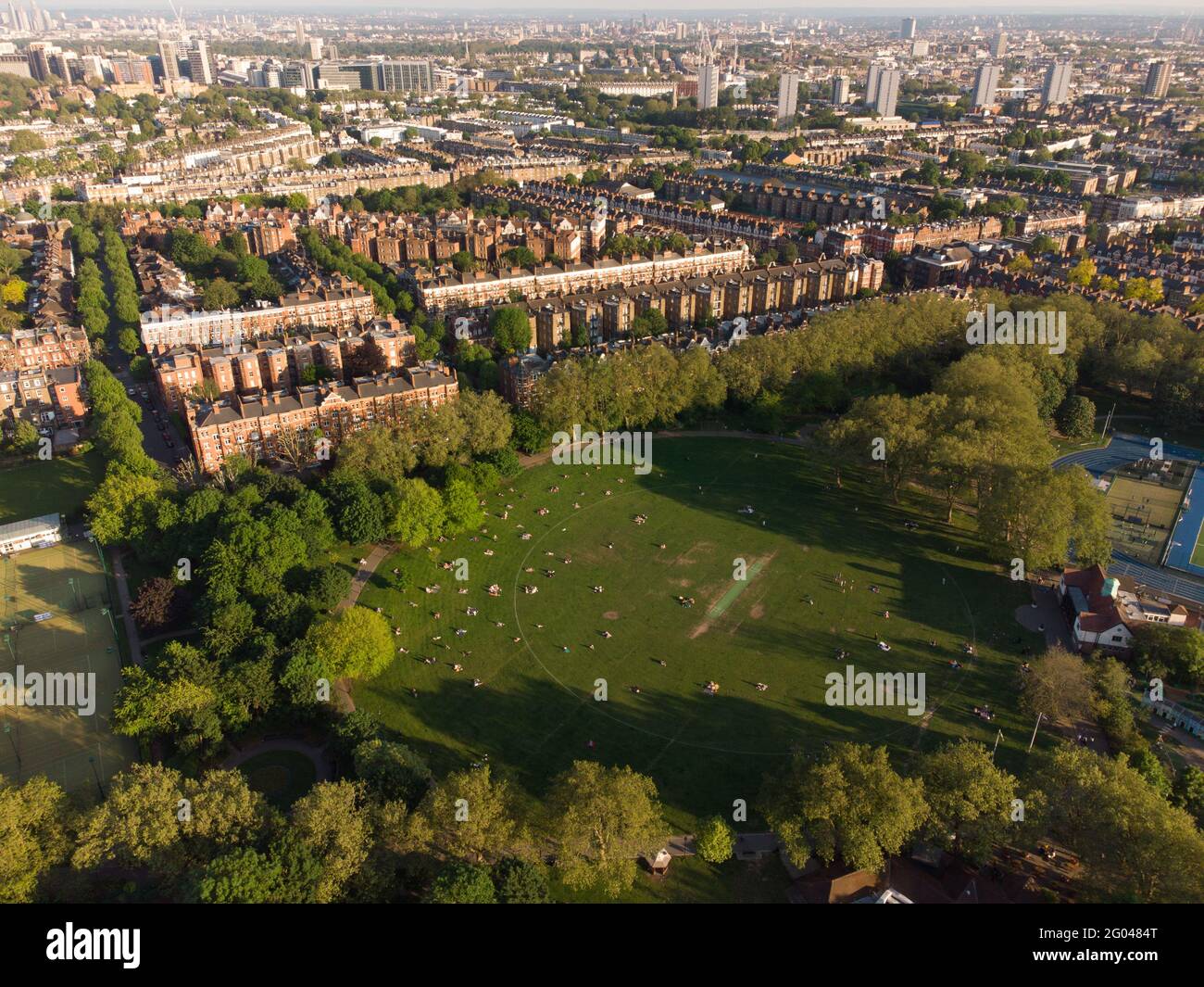 Paddington recreation ground hi-res stock photography and images - Alamy