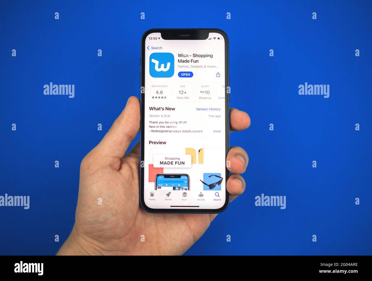 Wish shopping app hi-res stock photography and images - Alamy