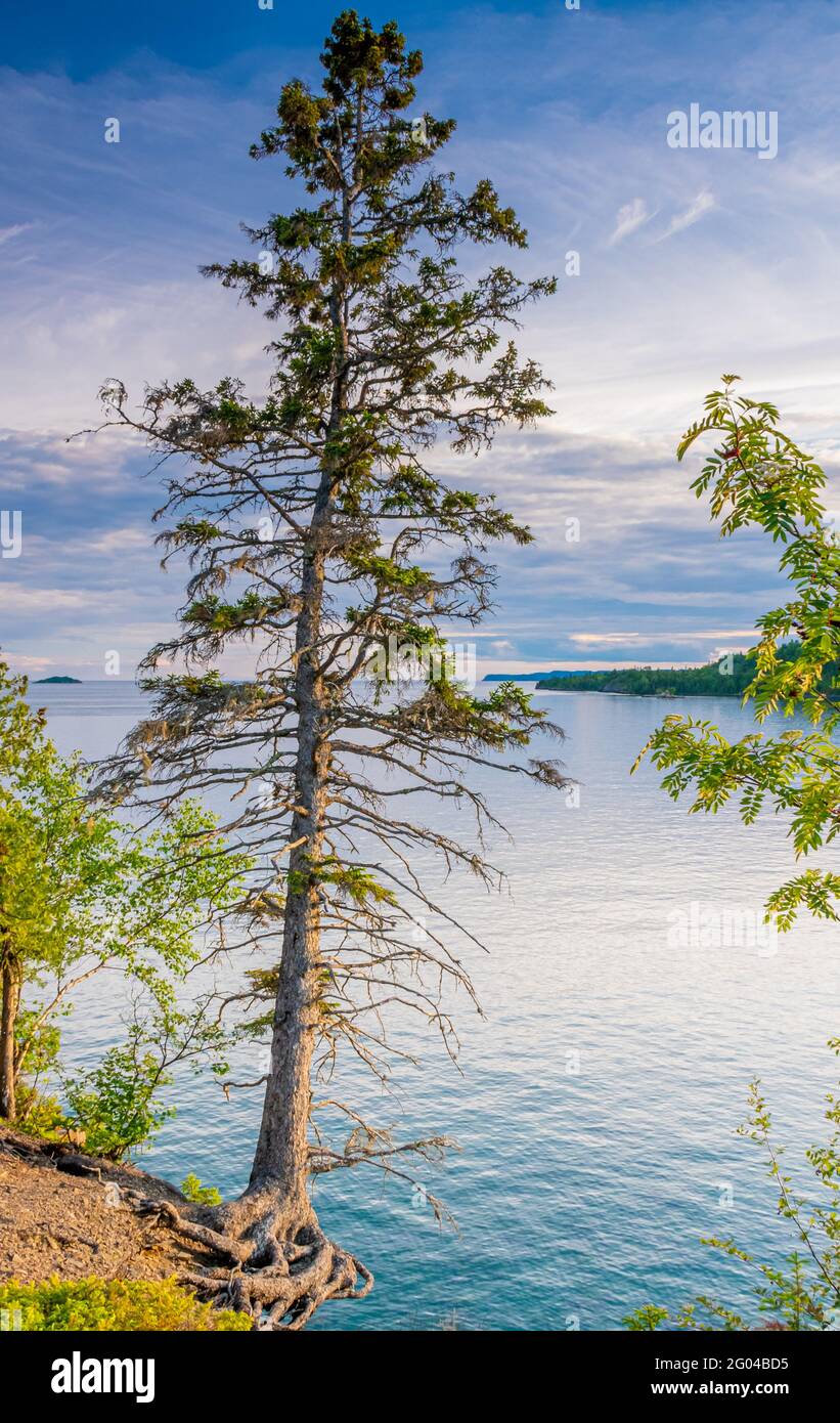 Rock formation canada hi-res stock photography and images - Alamy