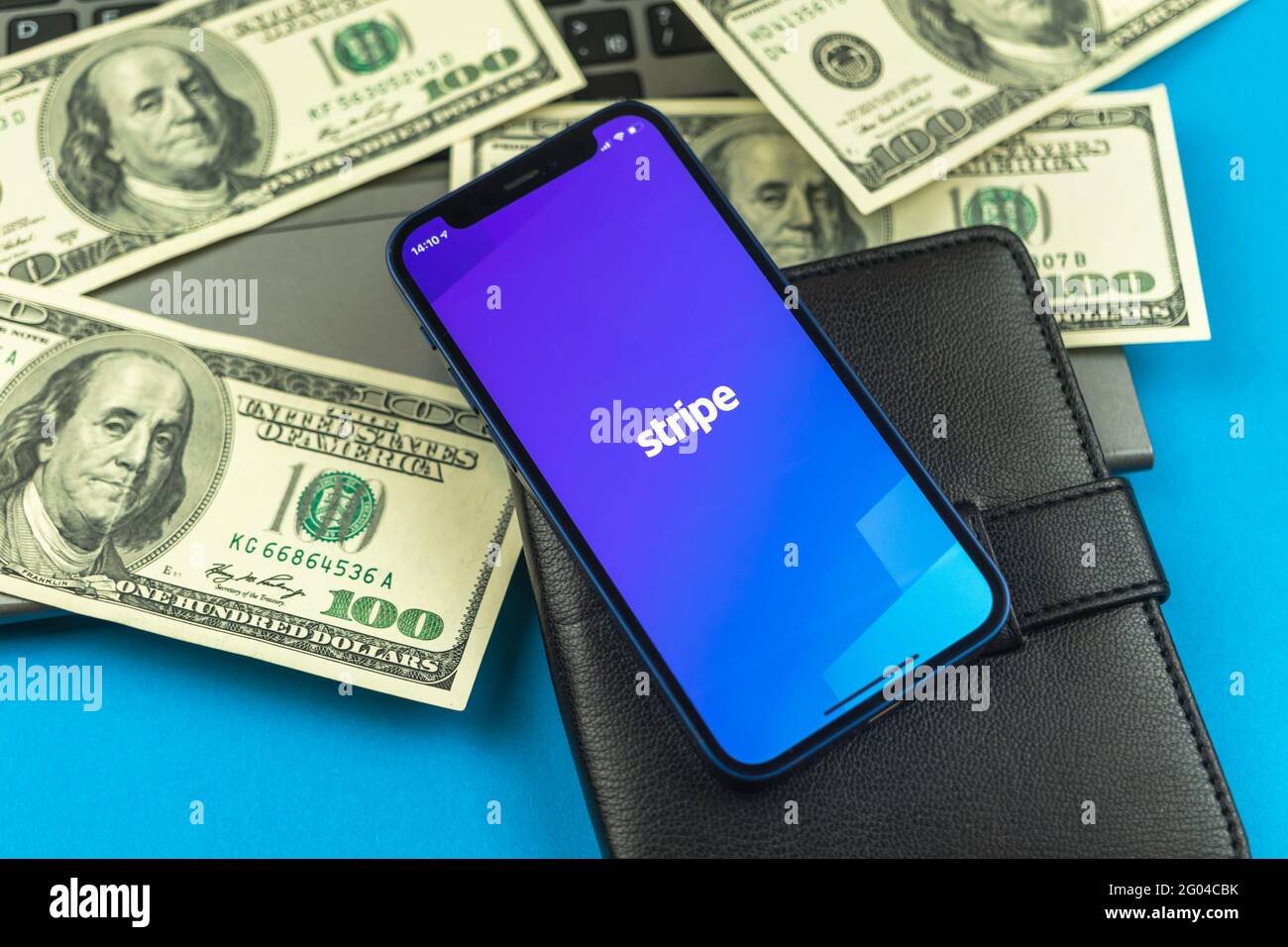 Stripe app hi-res stock photography and images - Alamy