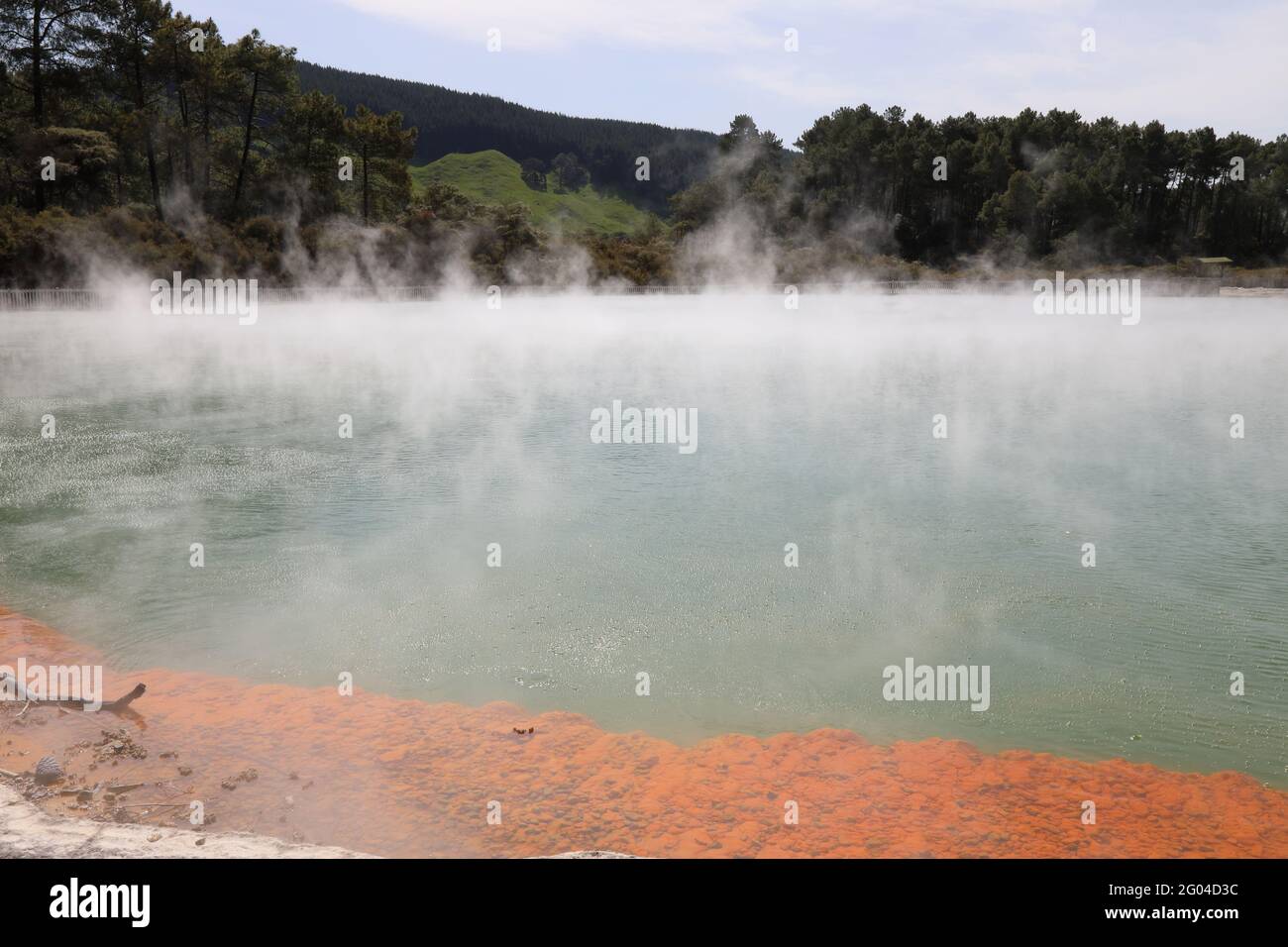Wai-O-Tapu Thermalwunderland The Champagne Pool / Wai-O-Tapu Thermal ...