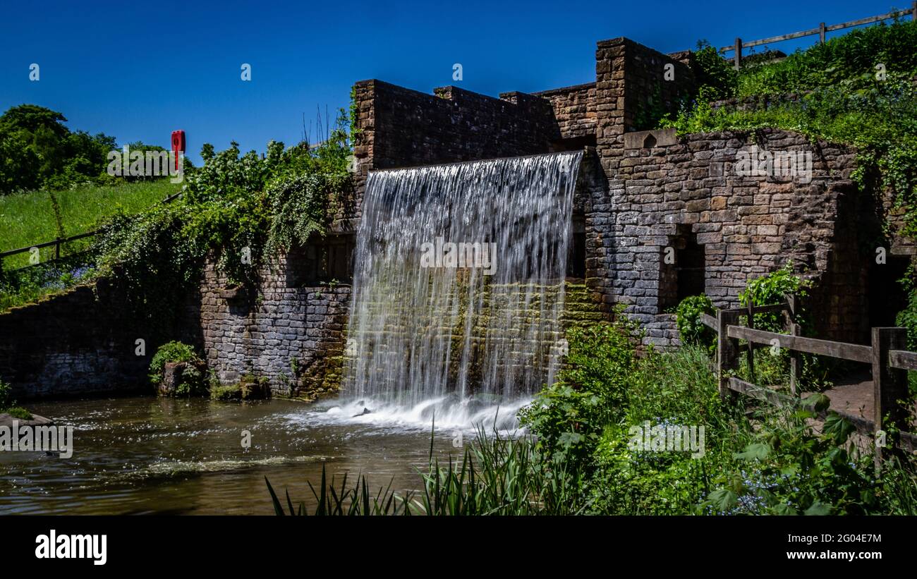 Waterfall at Newstead Abbey Stock Photo - Alamy
