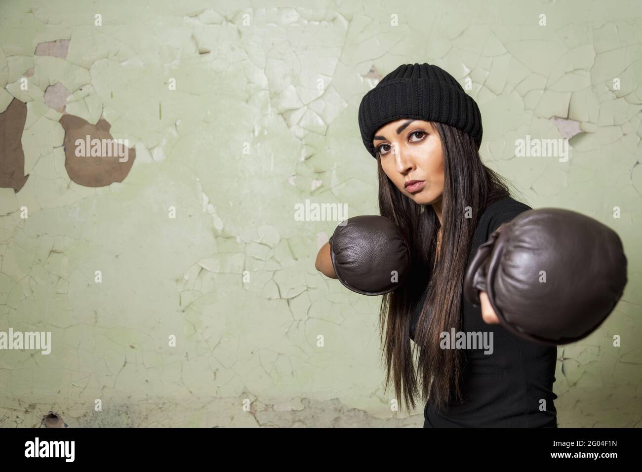 Action straight arm hi-res stock photography and images - Alamy