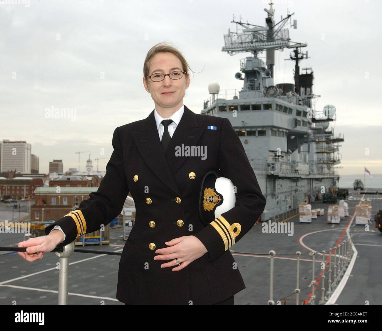CAREERS PIC LT. COMMANDER SHARON MALKIN ON HMS ILLUSTRIOUS AT ...