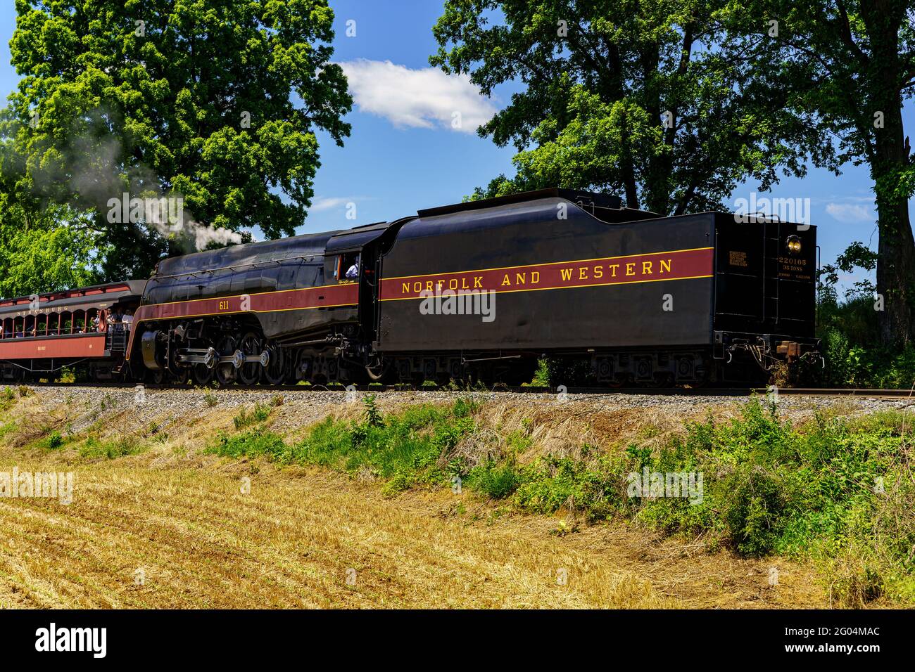 611 steam locomotive hi-res stock photography and images - Alamy