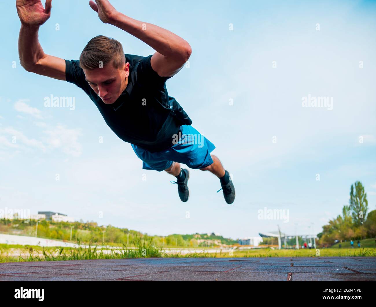 Clapping push ups hi-res stock photography and images - Alamy