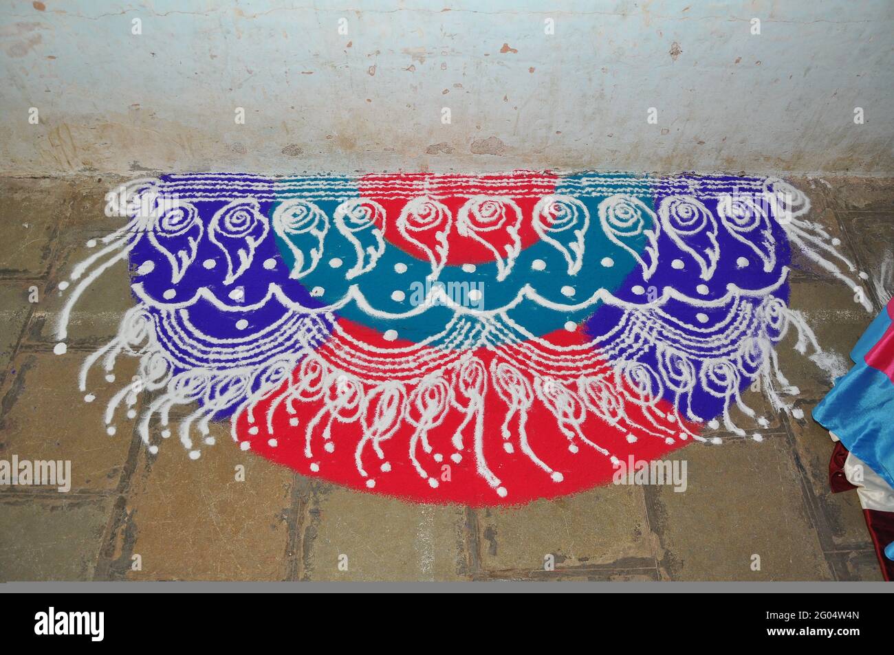 Colorful Rangoli design for an Indian festival Stock Photo - Alamy