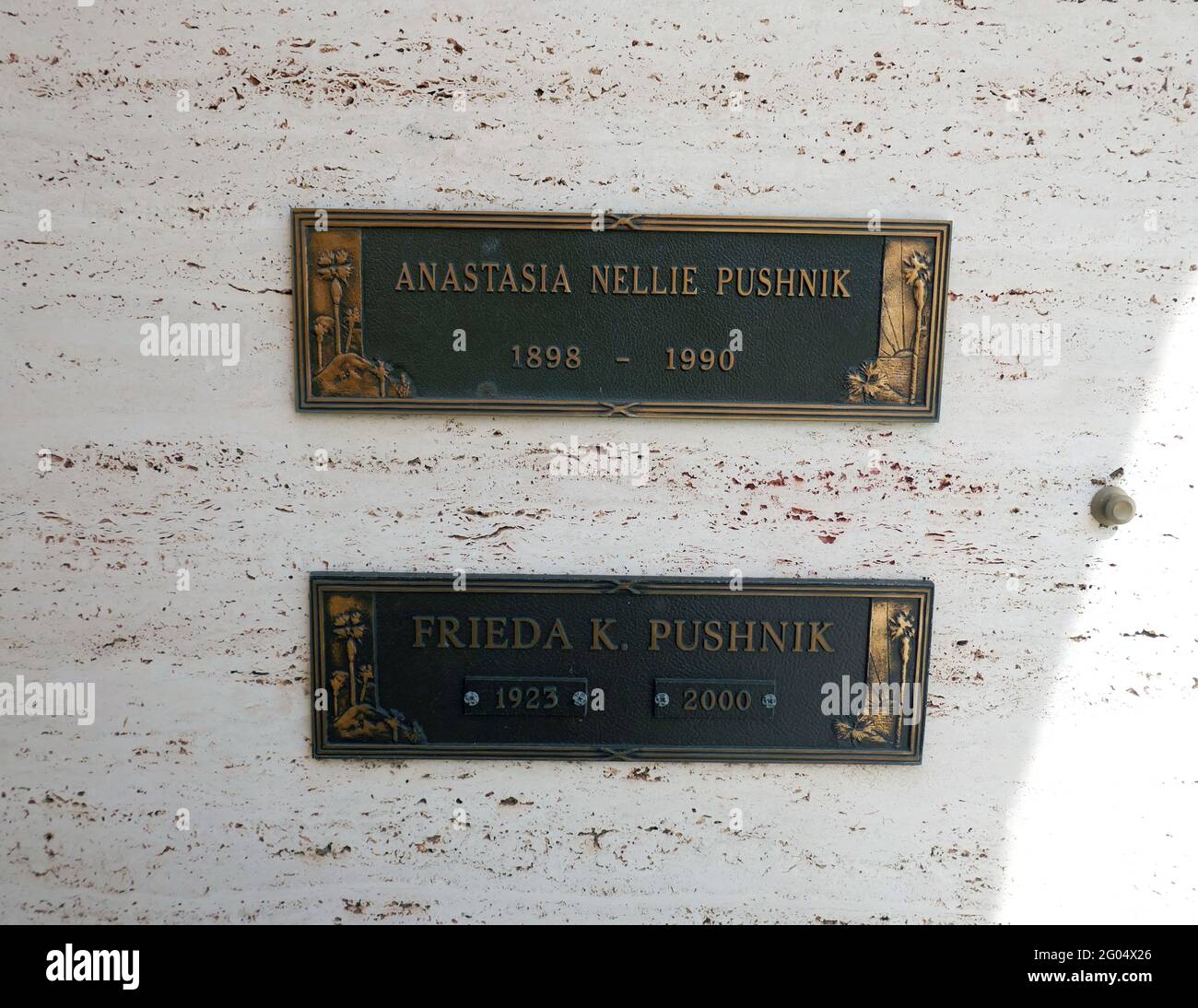 Frieda pushnik hi-res stock photography and images - Alamy