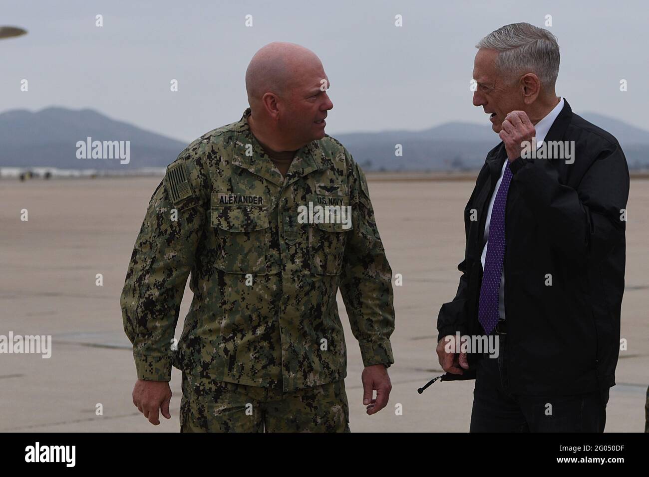 U s marine corps general james mattis hi-res stock photography and ...