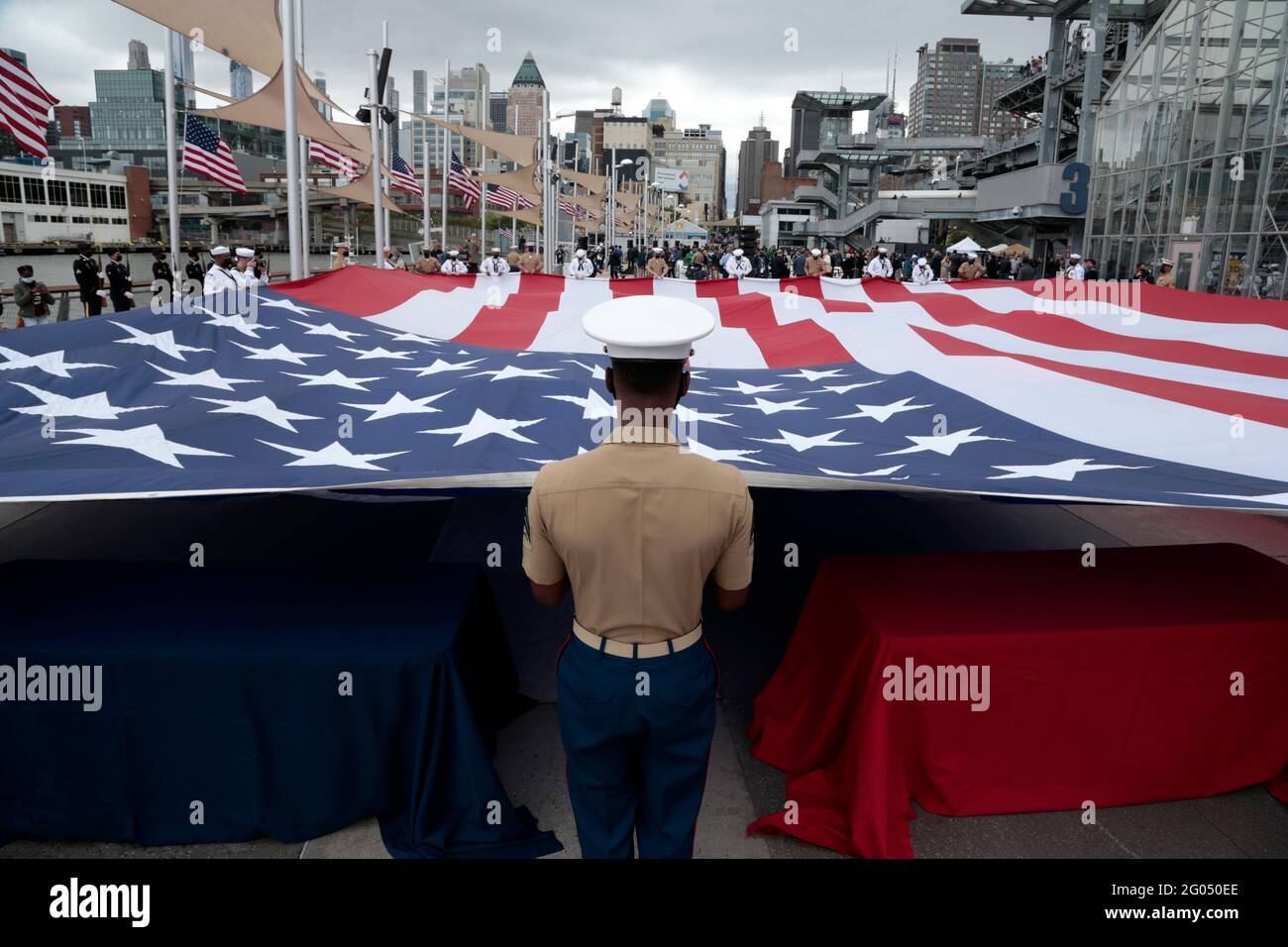 New York, New York, USA. 31st May, 2021. : U.S. Military attend the ...