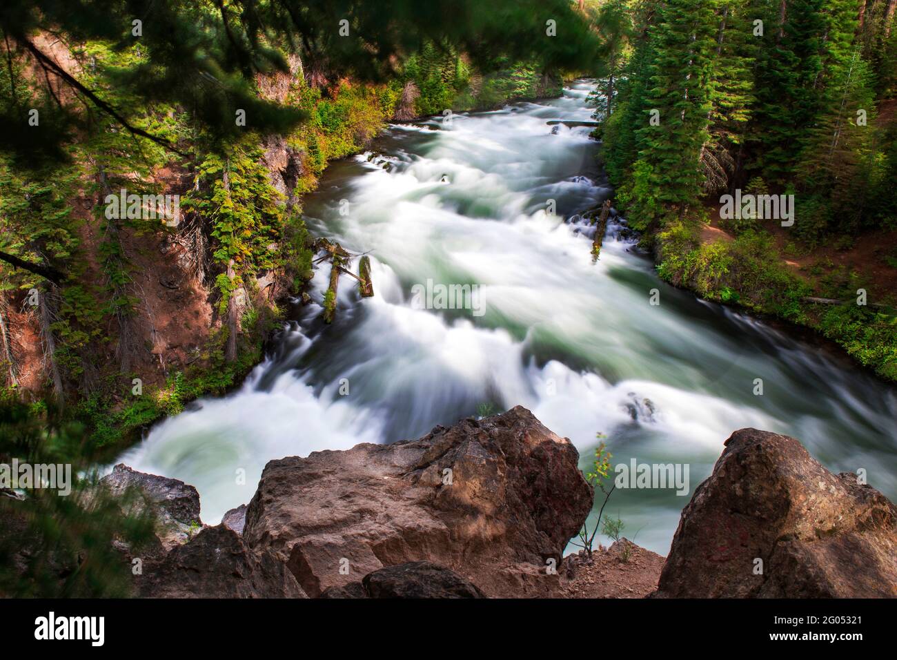 White Water on Benham Falls, Deschutes River, Bend, Central Oregon ...
