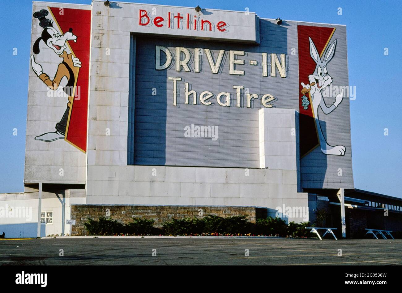 1980s America - Beltline Drive-In, Grand Rapids, Michigan 1982 Stock ...