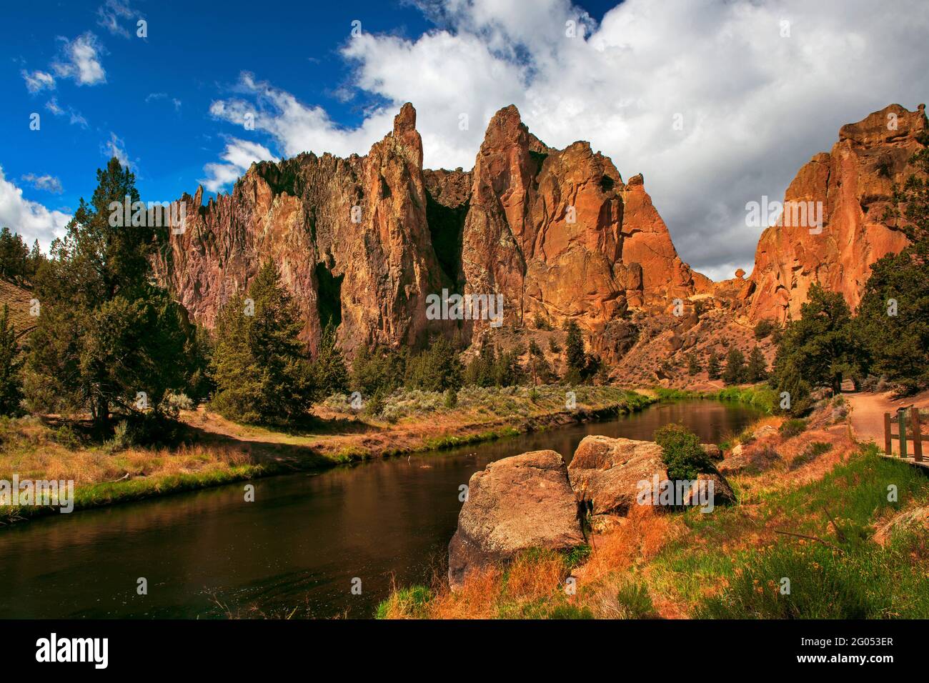 Smith Rock State Park, Oregon Stock Photo - Alamy