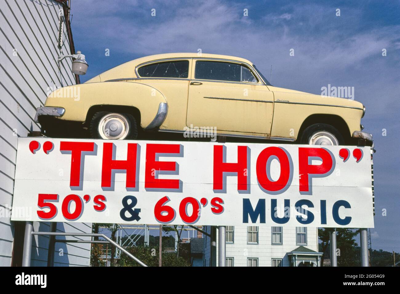 1980s night club hi-res stock photography and images - Alamy