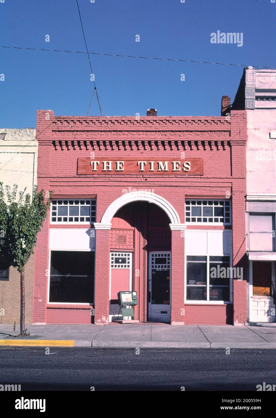 1980s America - The Times Building, Main Street, Waitsburg, Washington ...