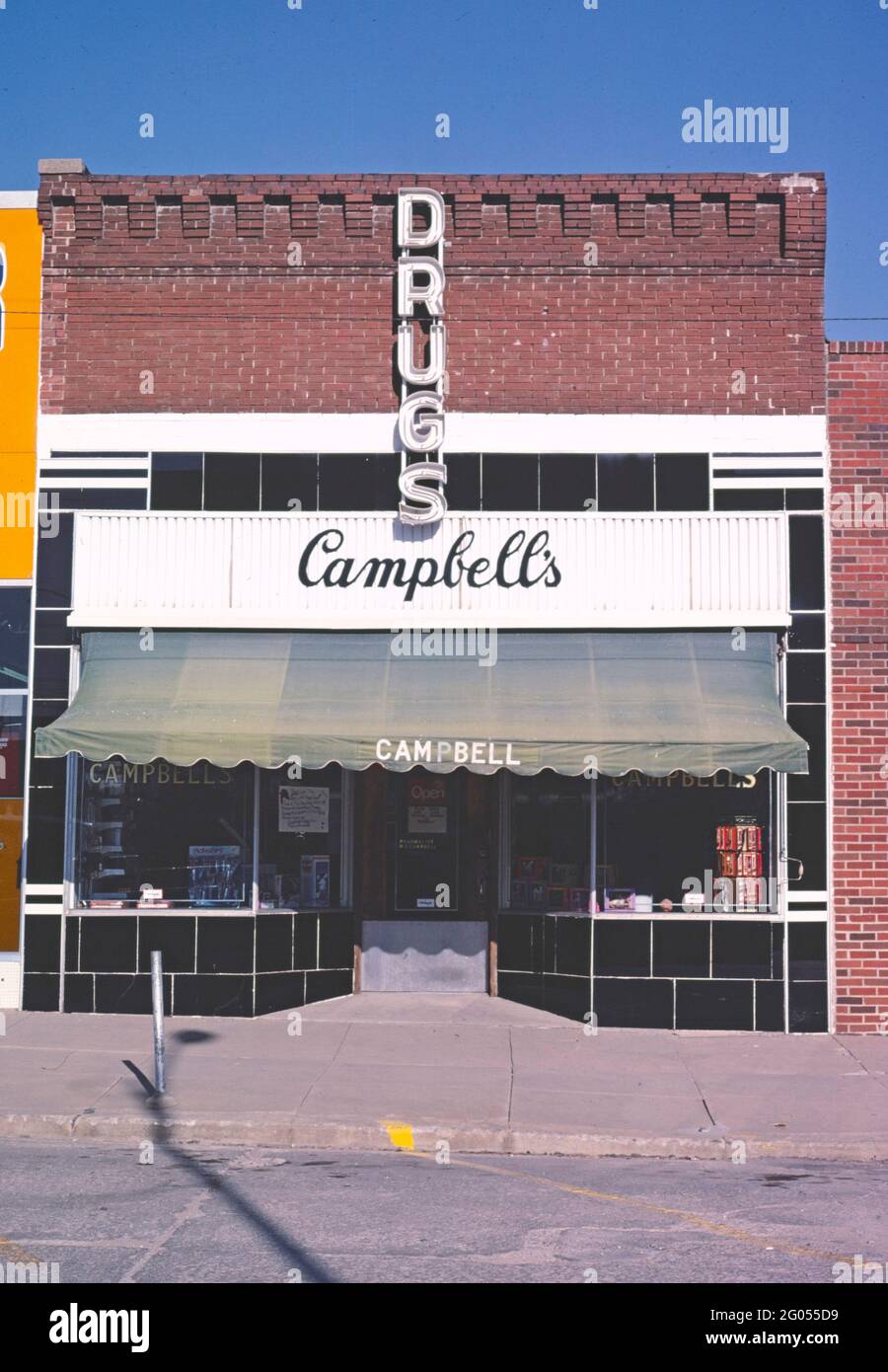 1980s drug store hi-res stock photography and images - Alamy