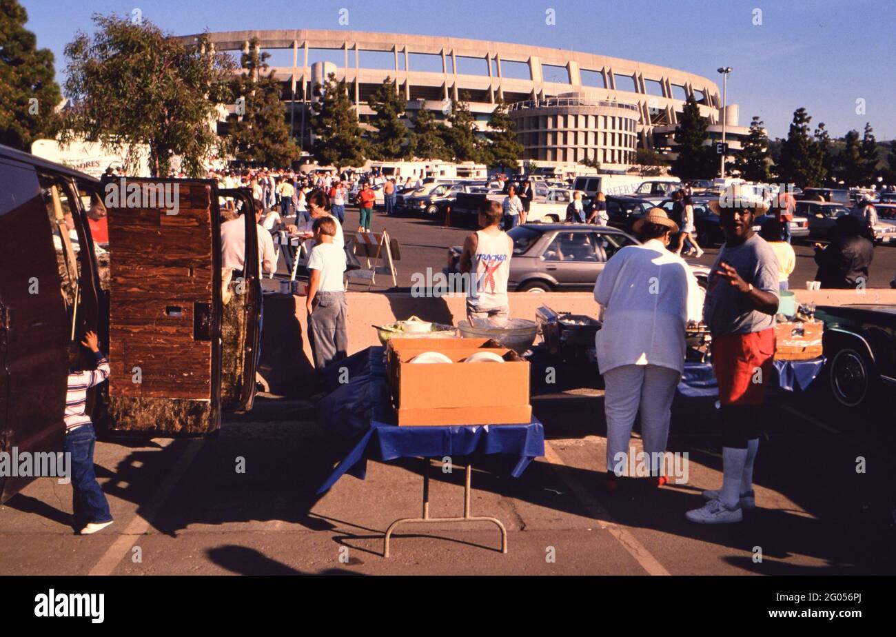 1980s tailgating hi-res stock photography and images - Alamy