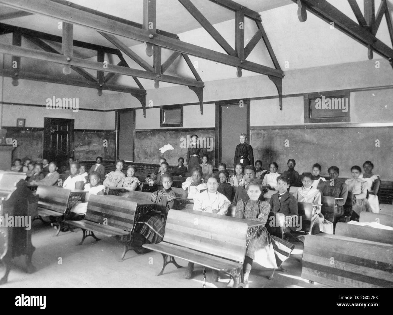 Students and teachers in training school of Fisk University, Nashville ...