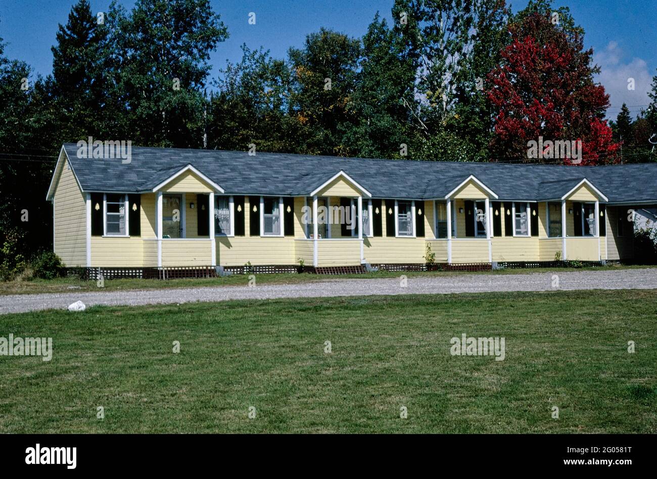 Motel cabin 1980s hi-res stock photography and images - Alamy