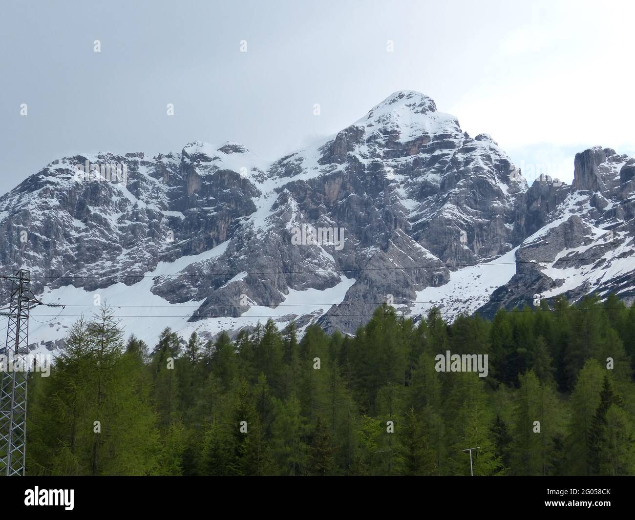Amazing View of the Snow at Dolomites mountains In the Alps, Italy ...