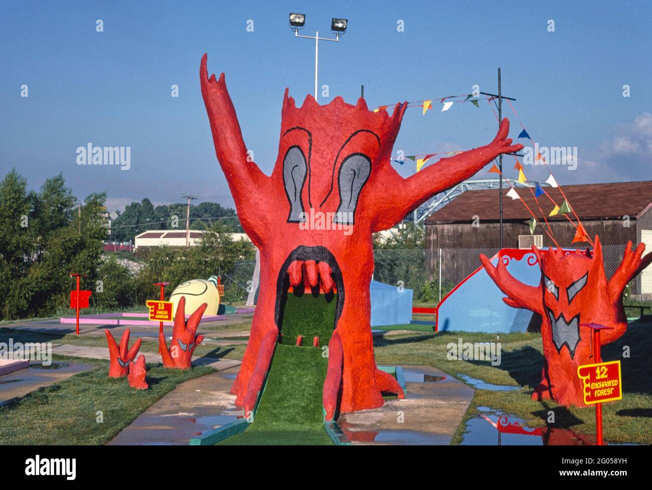 1980s America - Sir Goony mini golf, six, enchanted forest overview ...
