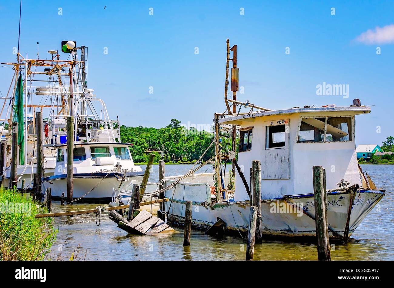 South american fishing boats hi-res stock photography and images - Alamy