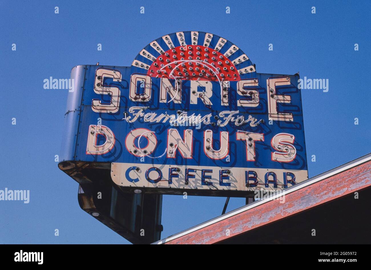 2000s bar sign hi-res stock photography and images - Alamy