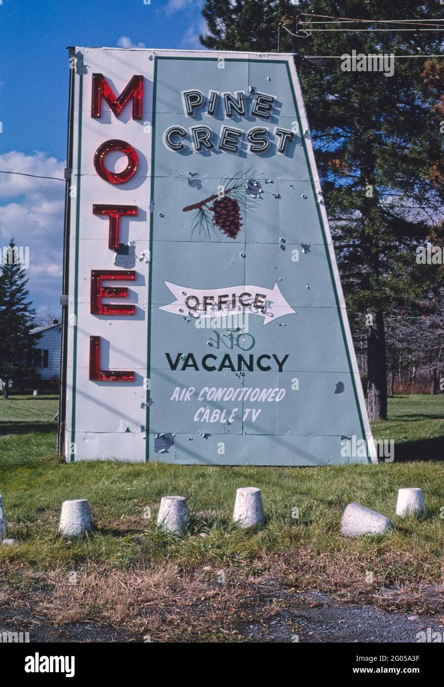 Archival Motel Sign High Resolution Stock Photography and Images - Alamy