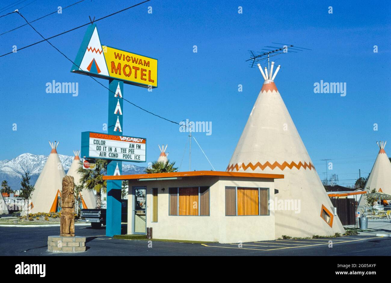 1970s motels hi-res stock photography and images - Alamy