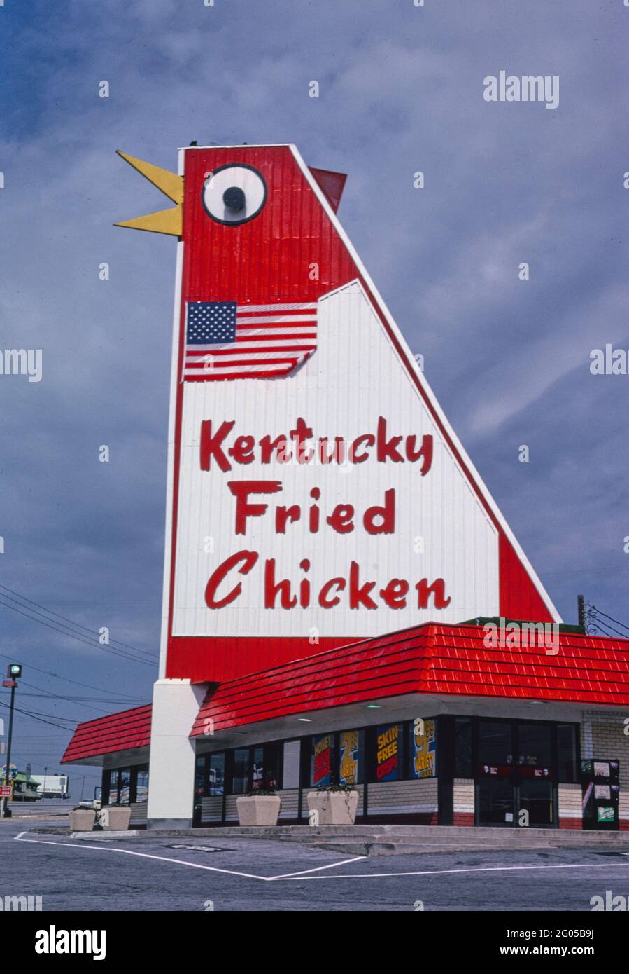 Vintage kentucky fried chicken store hi-res stock photography and ...