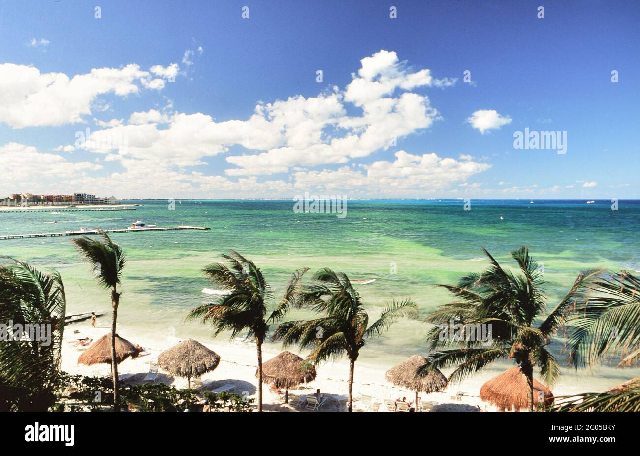 1997 cancun tourism hi-res stock photography and images - Alamy