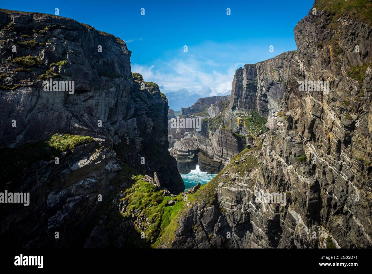 Mizen head bridge hi-res stock photography and images - Alamy