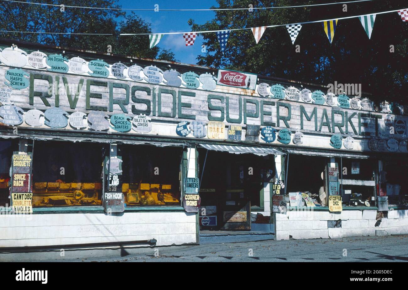 Archival grovcery store hi-res stock photography and images - Alamy