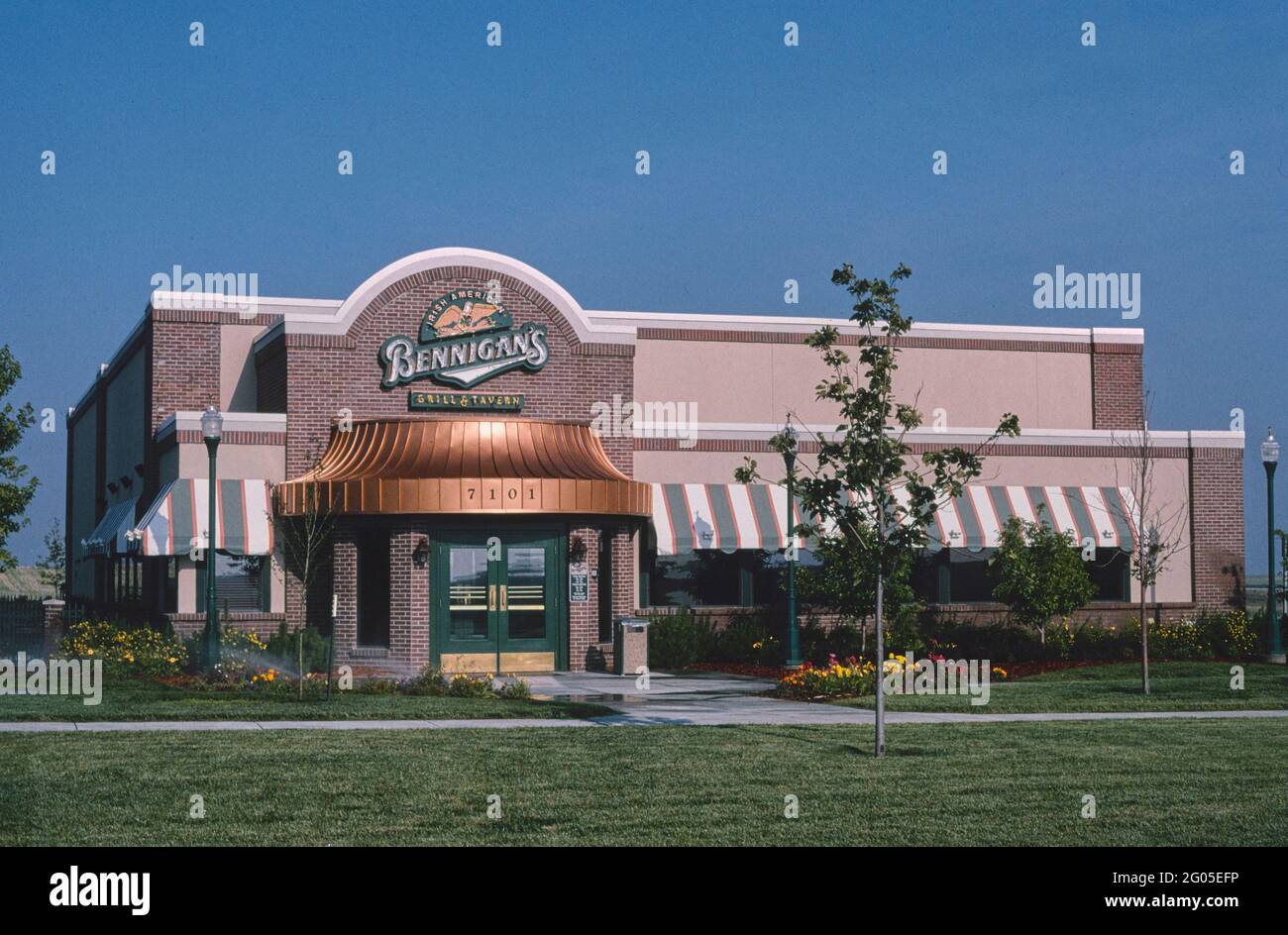 2000s America - Bennigan's Restaurant, Denver, Colorado 2004 Stock ...