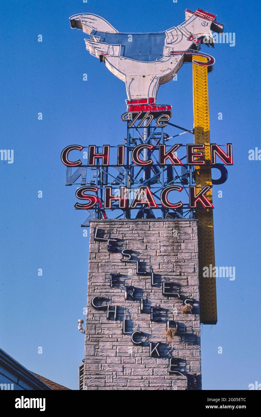 Chicken shack sign hi-res stock photography and images - Alamy