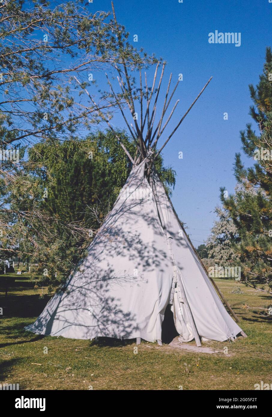 Campground 1990s hi-res stock photography and images - Alamy