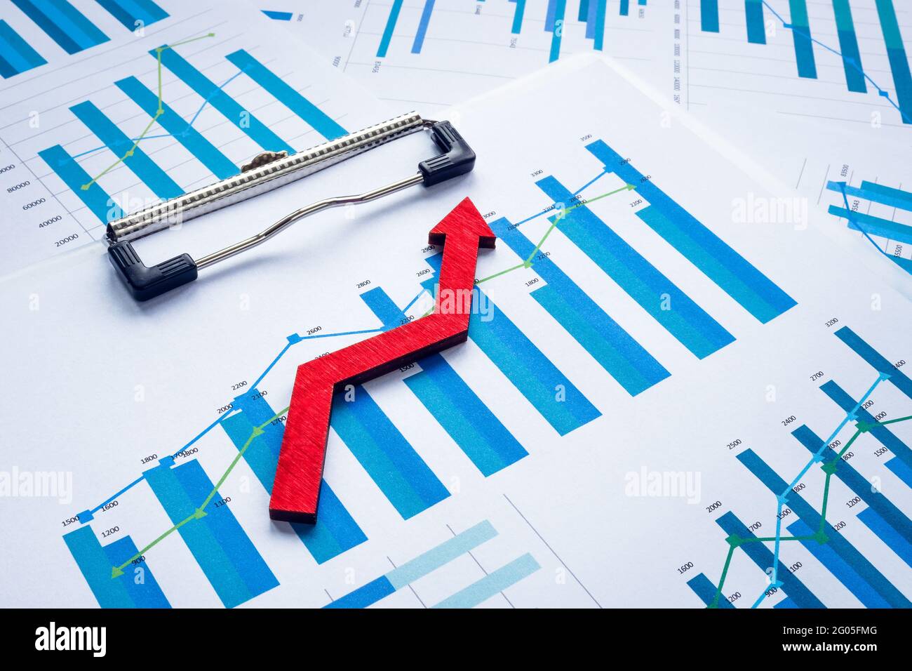 Rising red arrow as success in the business and financial growth Stock ...