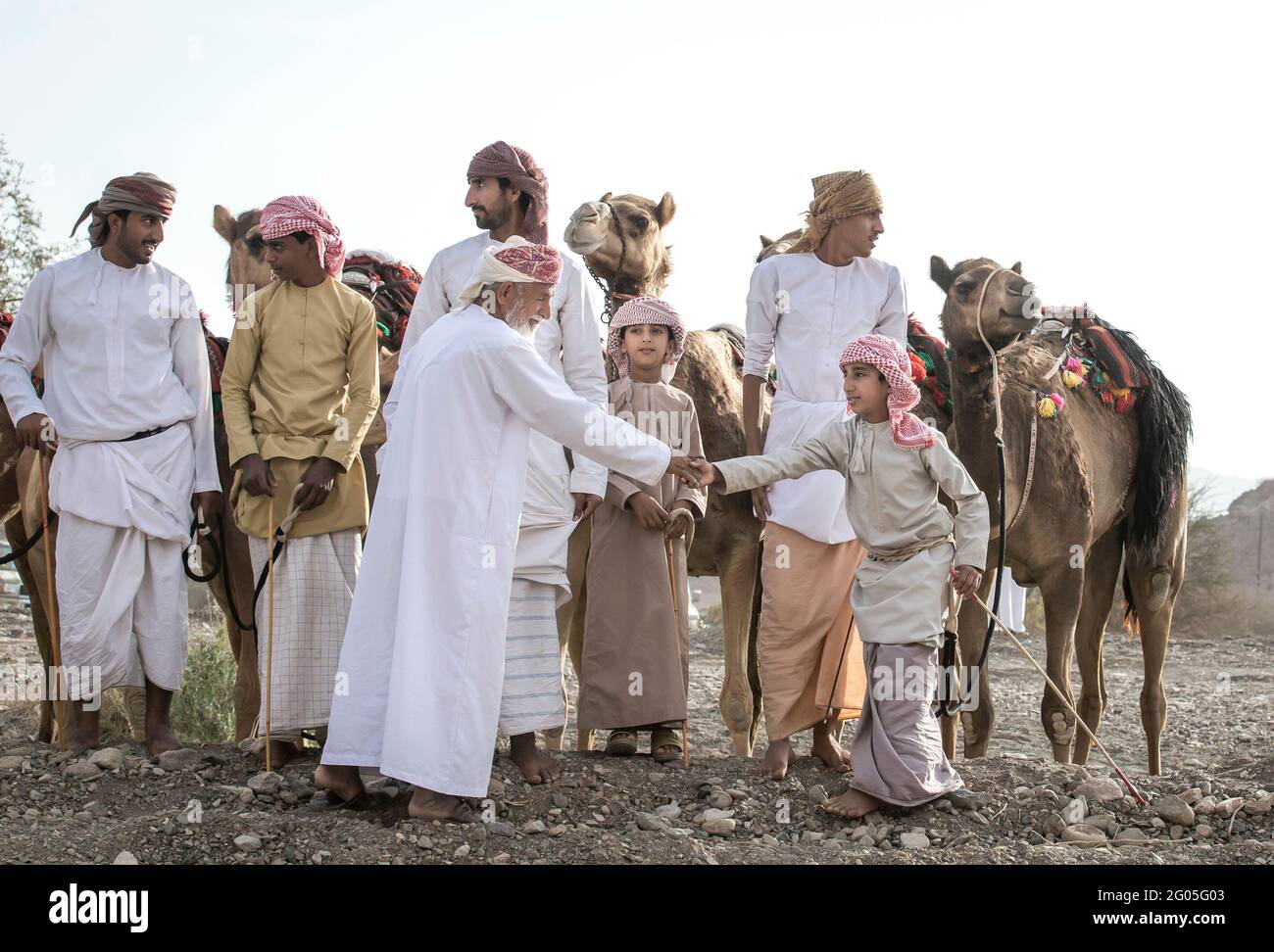 khadal, Oman,7th April 2018: omani men in traditional clothing, with ...