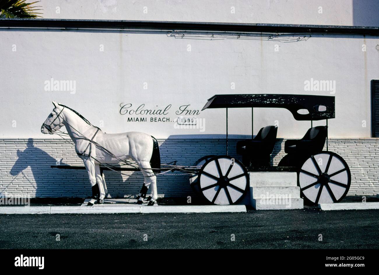 1990s United States - Colonial Motel statue, Sunny Isles, A-1A, North ...