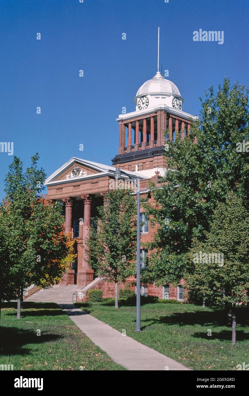 Spencer iowa courthouse hi-res stock photography and images - Alamy