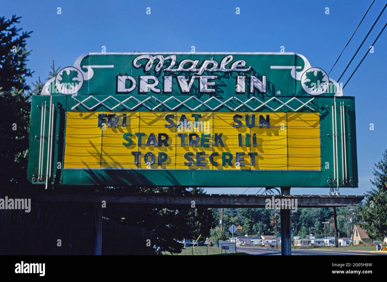 1980s drive in theater hi-res stock photography and images - Alamy