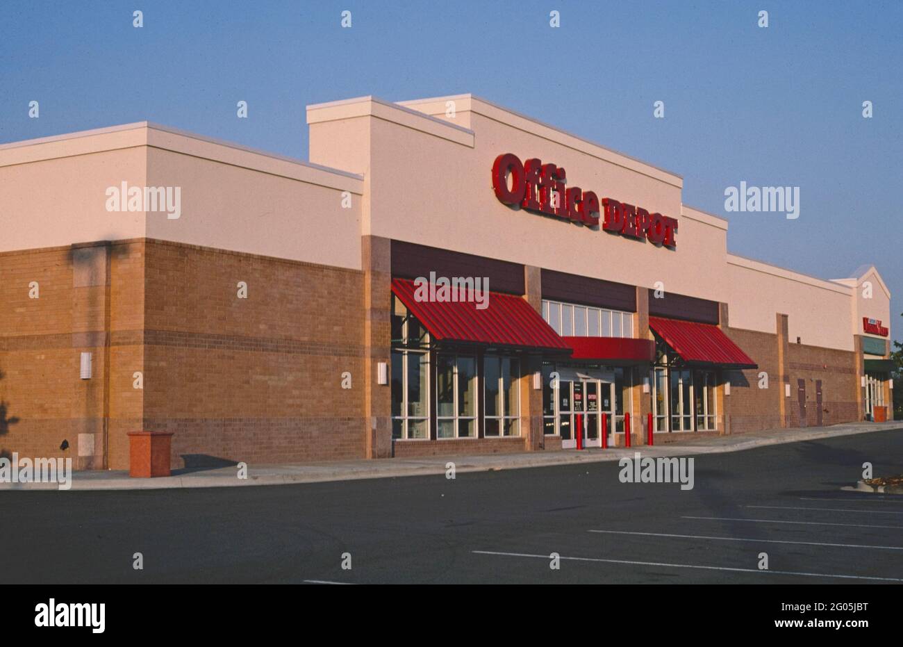 The office depot hi-res stock photography and images - Alamy