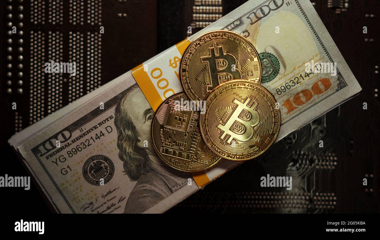 Digital money 100 dollar bill hi-res stock photography and images - Alamy