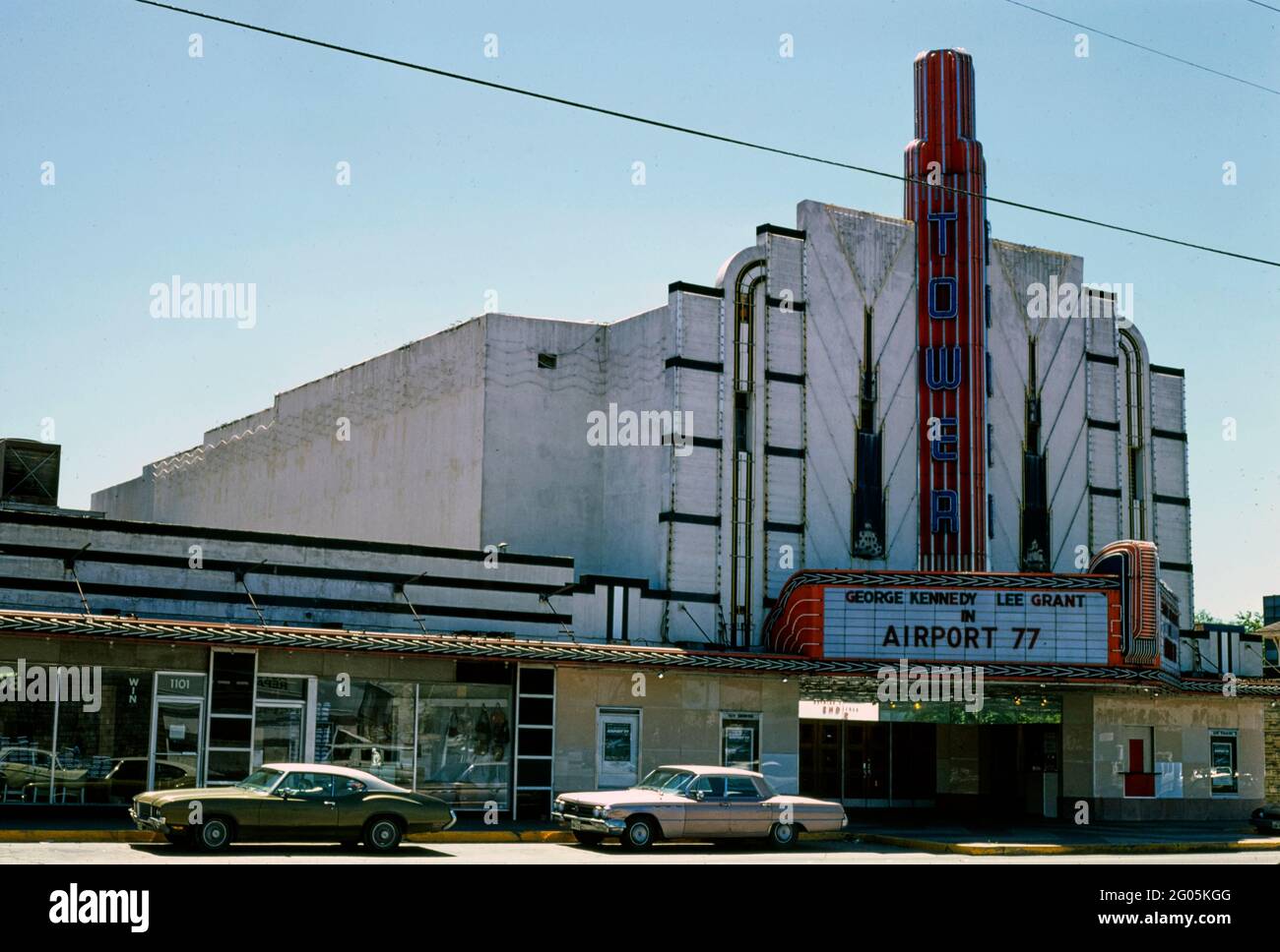 Movie theater marquee 1970s hi-res stock photography and images - Alamy