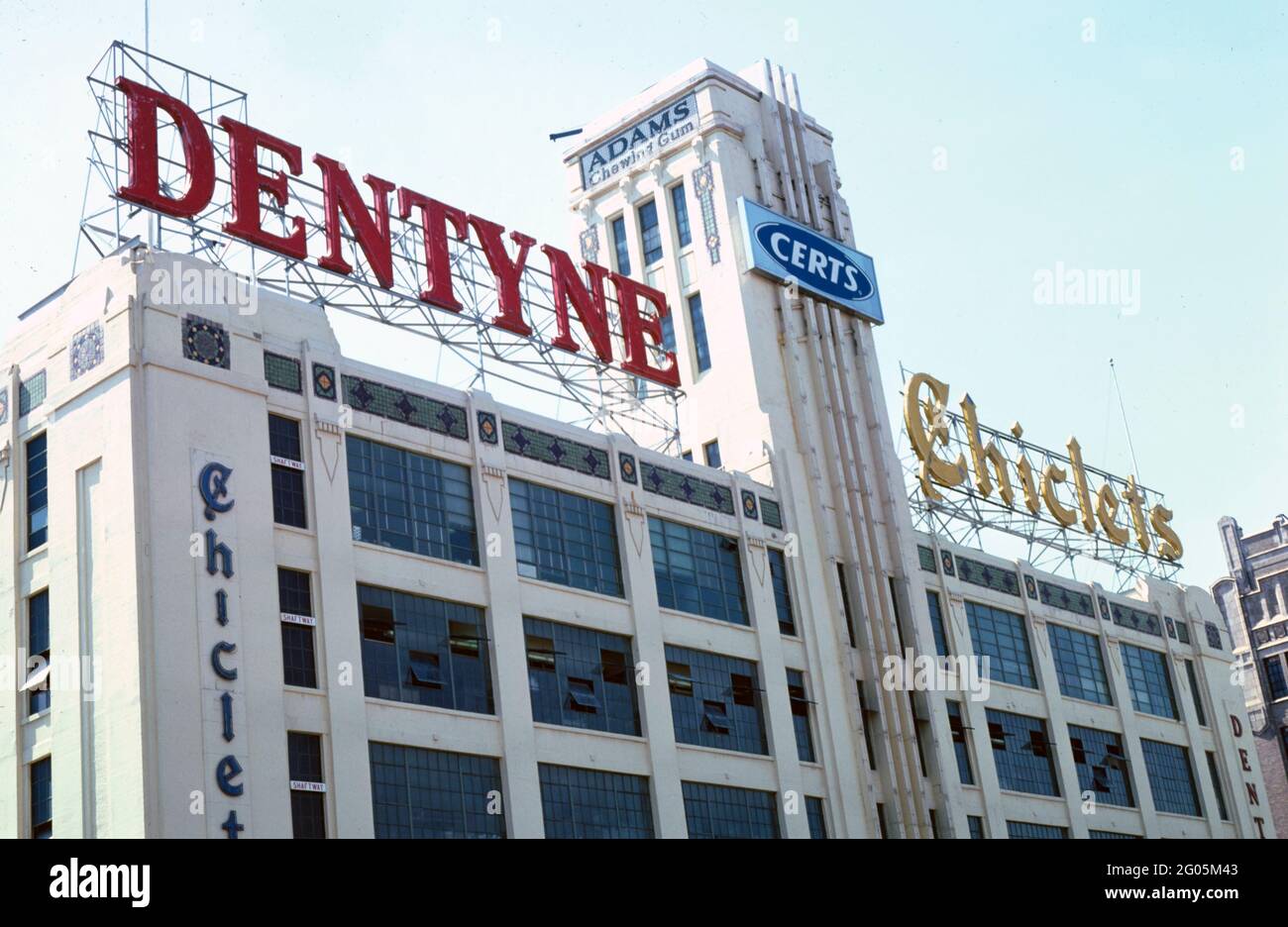 1970's new york factory hi-res stock photography and images - Alamy