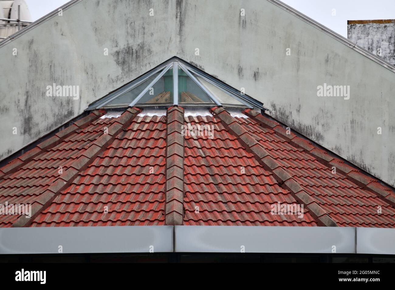 Triangular shaped building hi-res stock photography and images - Alamy