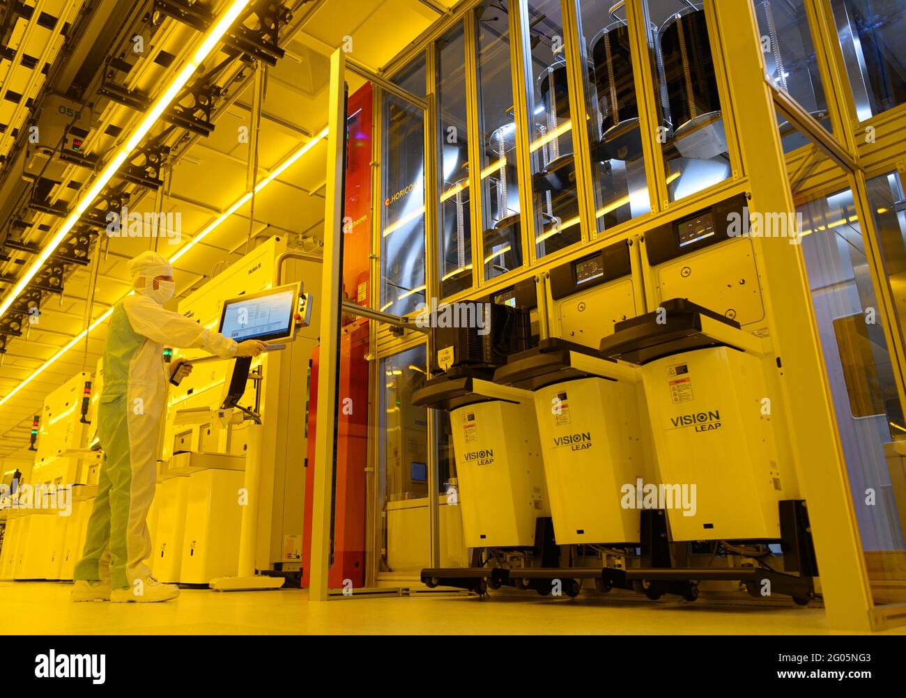 31 May 2021, Saxony, Dresden: During a press tour of Bosch's new ...
