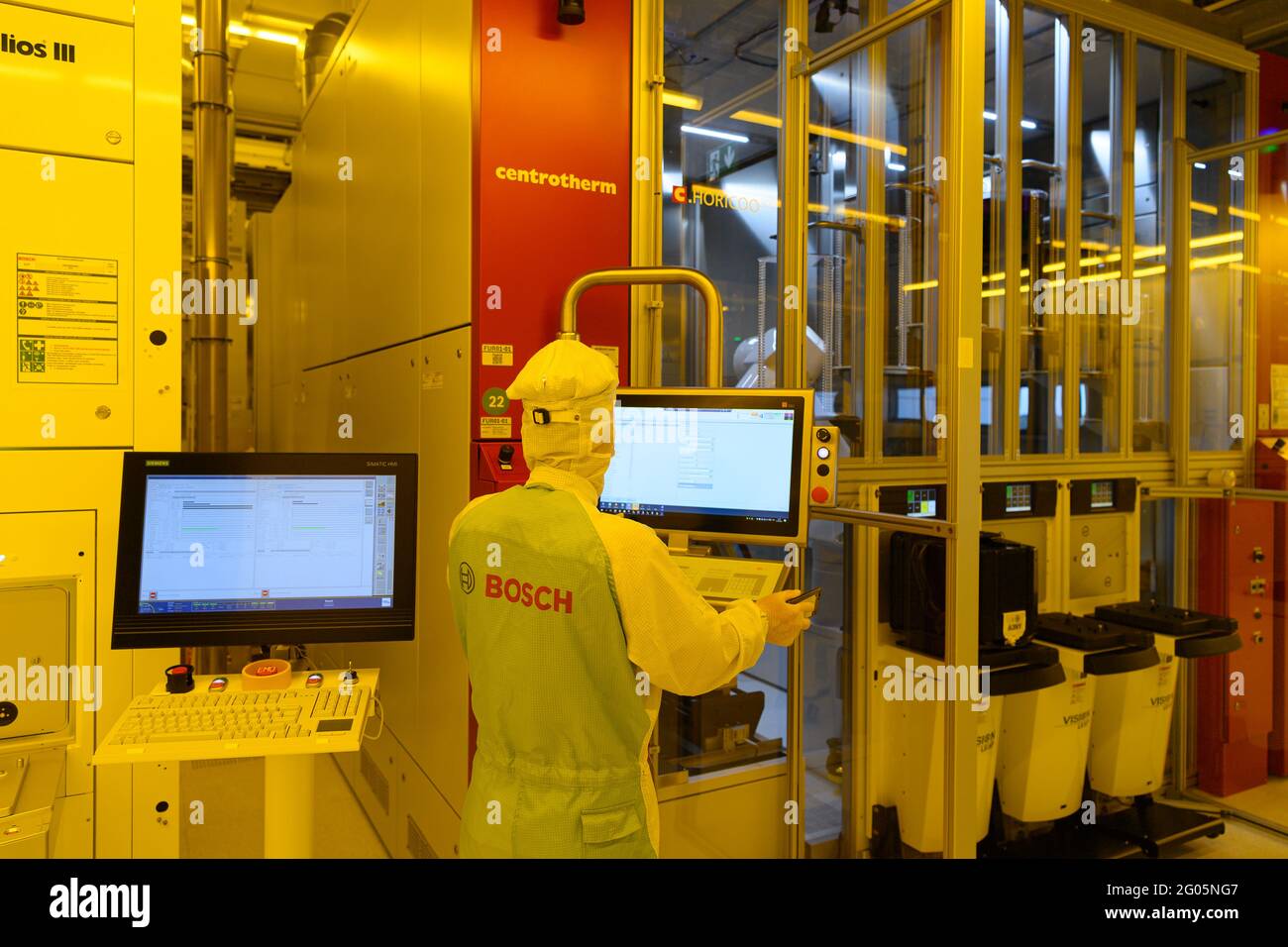 31 May 2021, Saxony, Dresden: During a press tour of Bosch's new ...