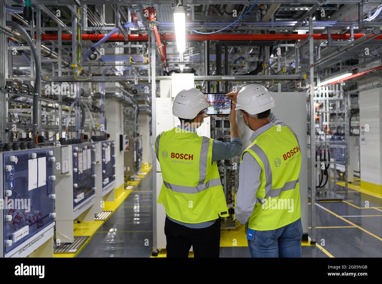 Semiconductor factory hi-res stock photography and images - Alamy